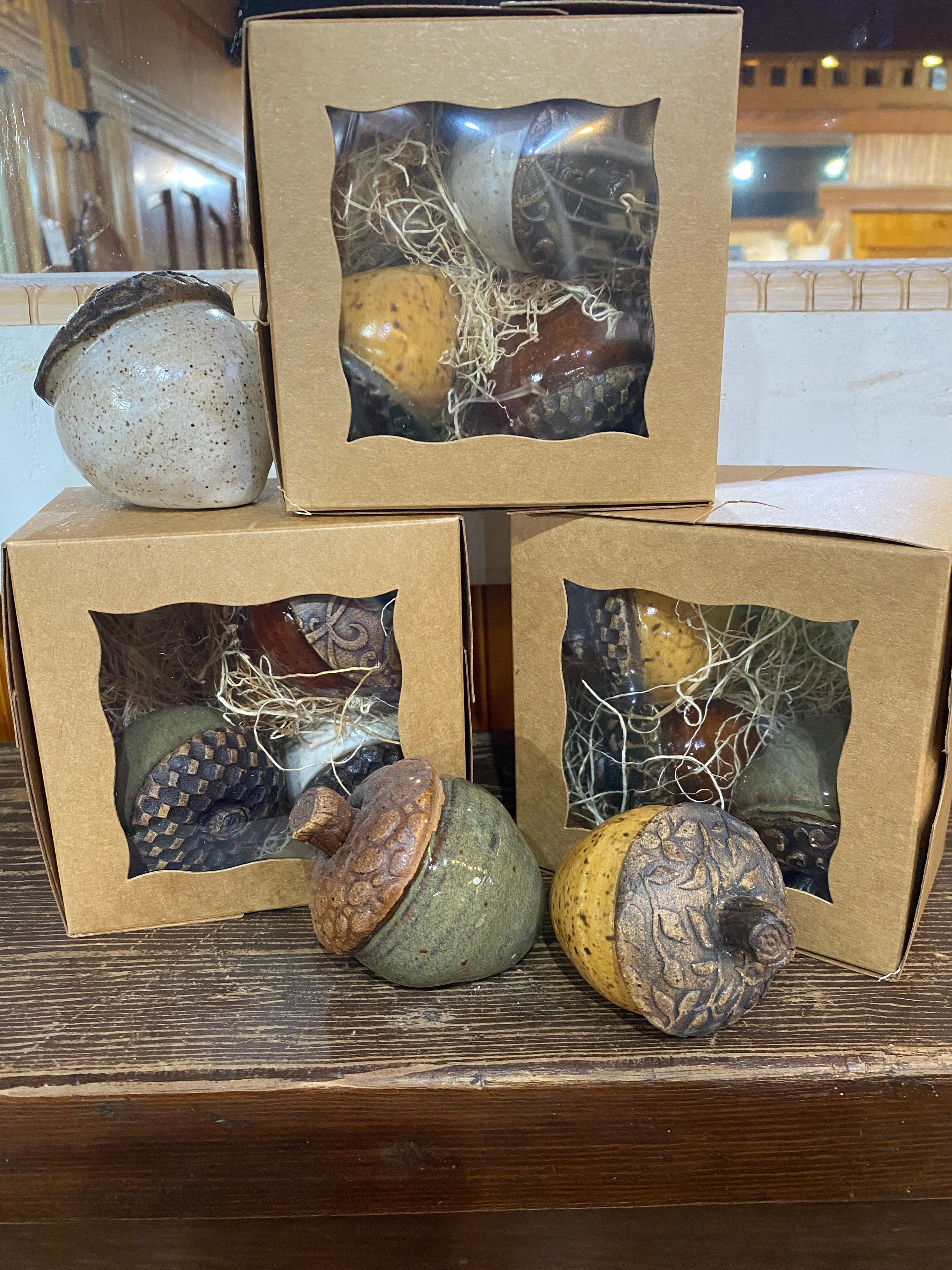 Acorn Sets | Thomas Pottery